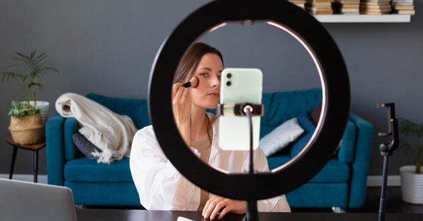 10 Cara Menjadi Content Creator TikTok yang Menghasilkan